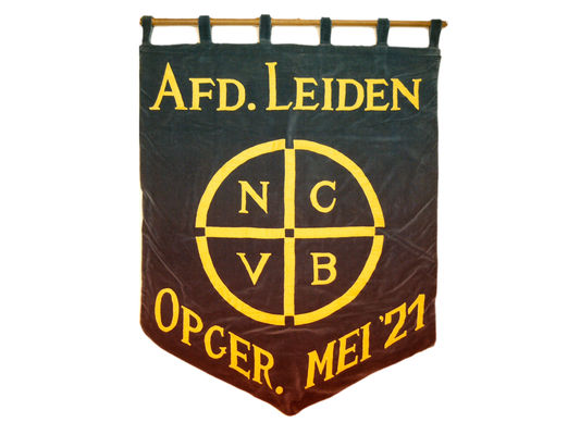 Vaandels voor kiesrecht - IJzeren Eeuw